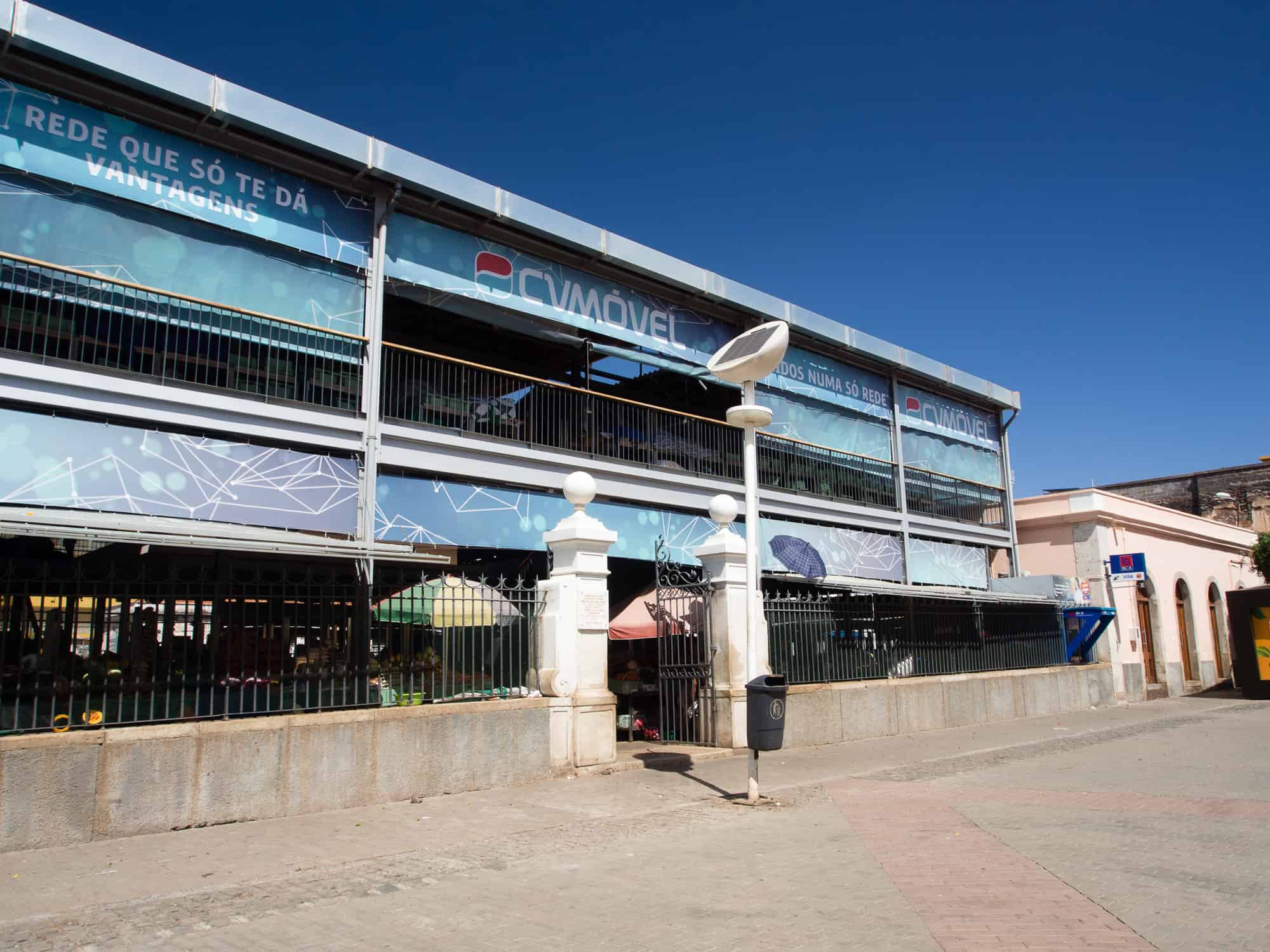 Wir erkunden das berühmte Praia Plateau auf Santiago | Sonnig Unterwegs ...